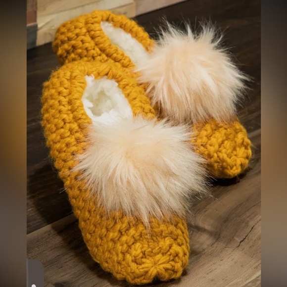 Shoes | Cozy Mustard Yellow Knit Slippers With Faux Fur Pom | Poshmark